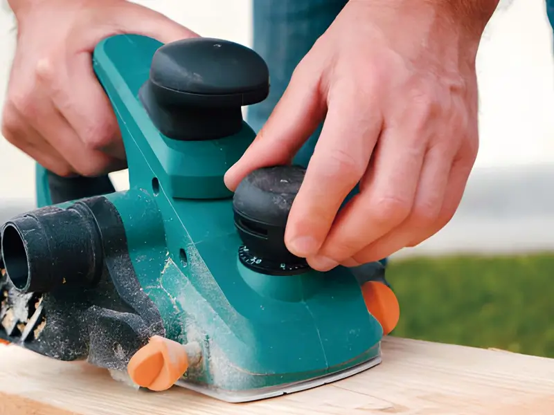 Sundi - What is a Thickness Planer?
